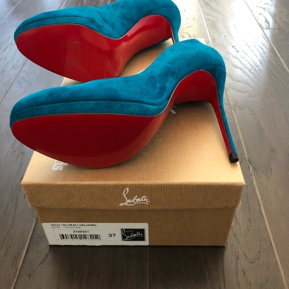 Christian Louboutin | Shoes | Christian Louboutin Filo 2 Veau Velours ...